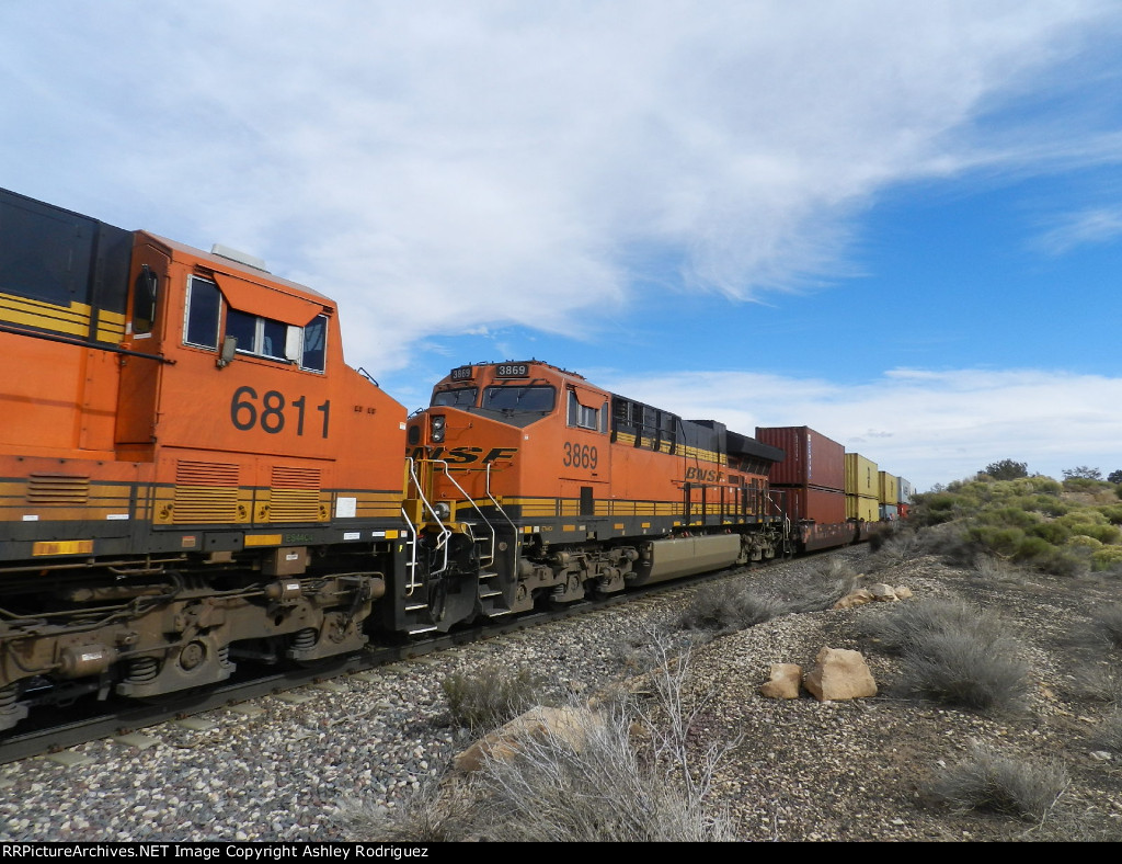 BNSF 3869
